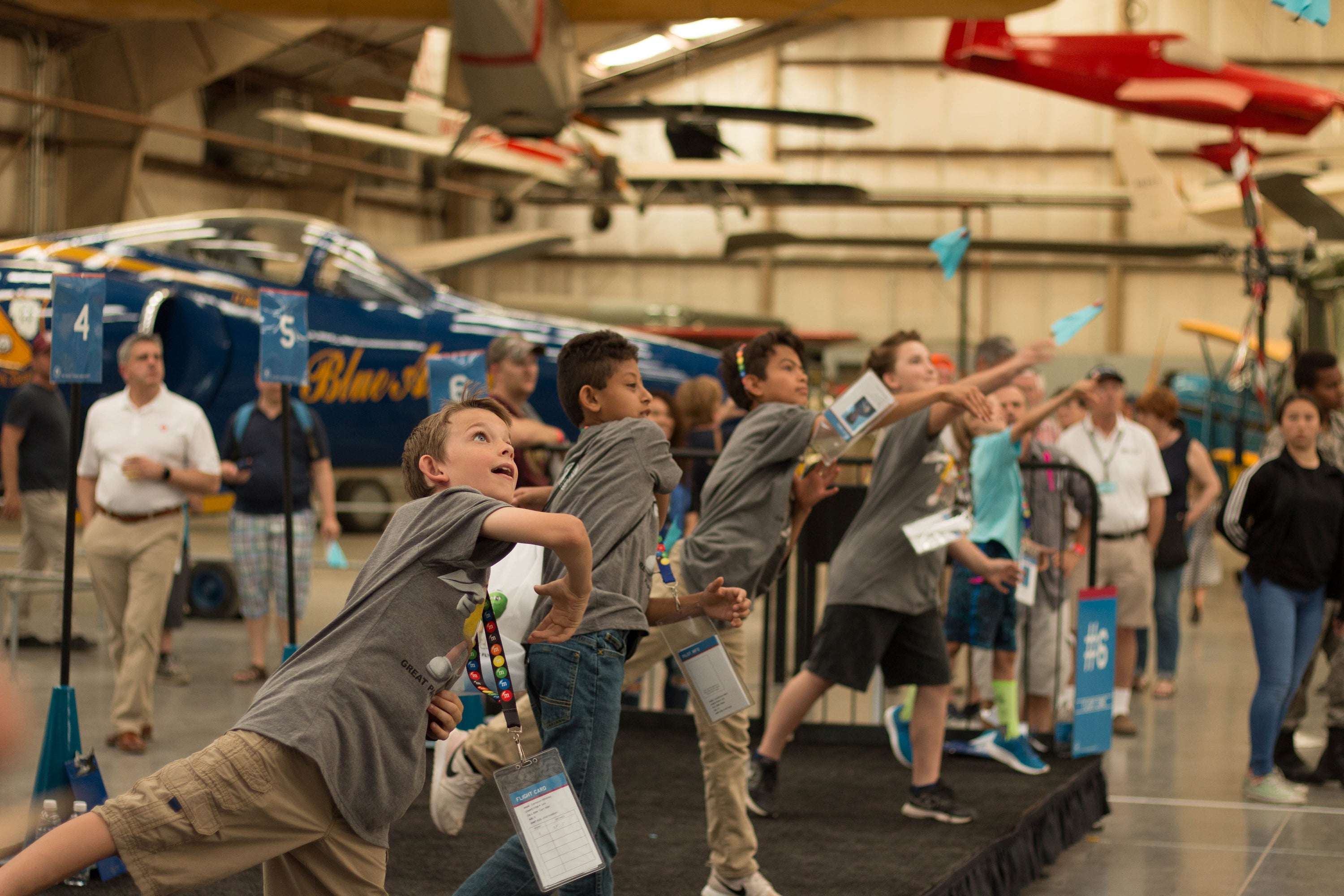 POWERUP Powered Paper Airplane Challenge 2018 - POWERUP®